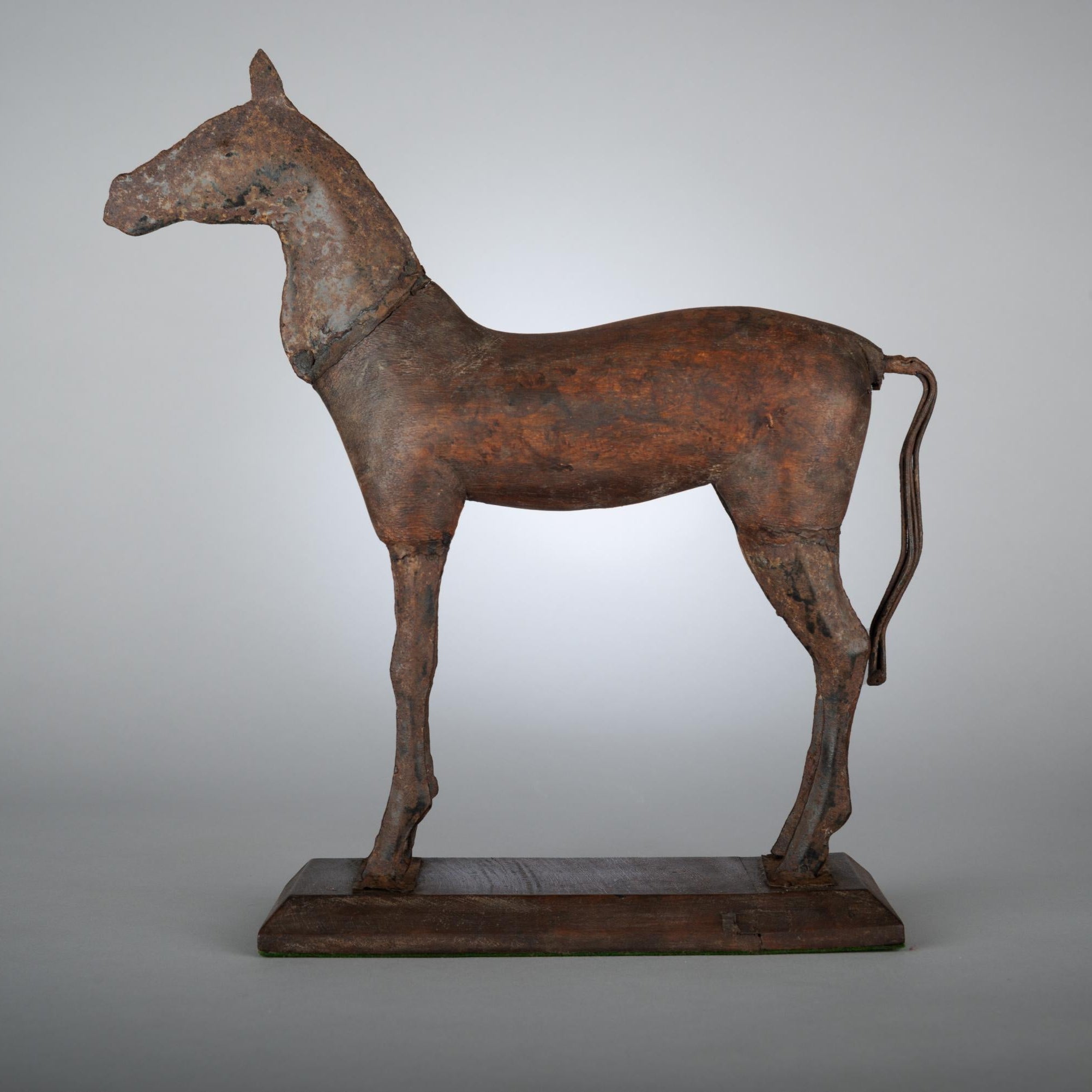 Primitive Sculpture of a Horse on Platform Base – Robert Young Antiques