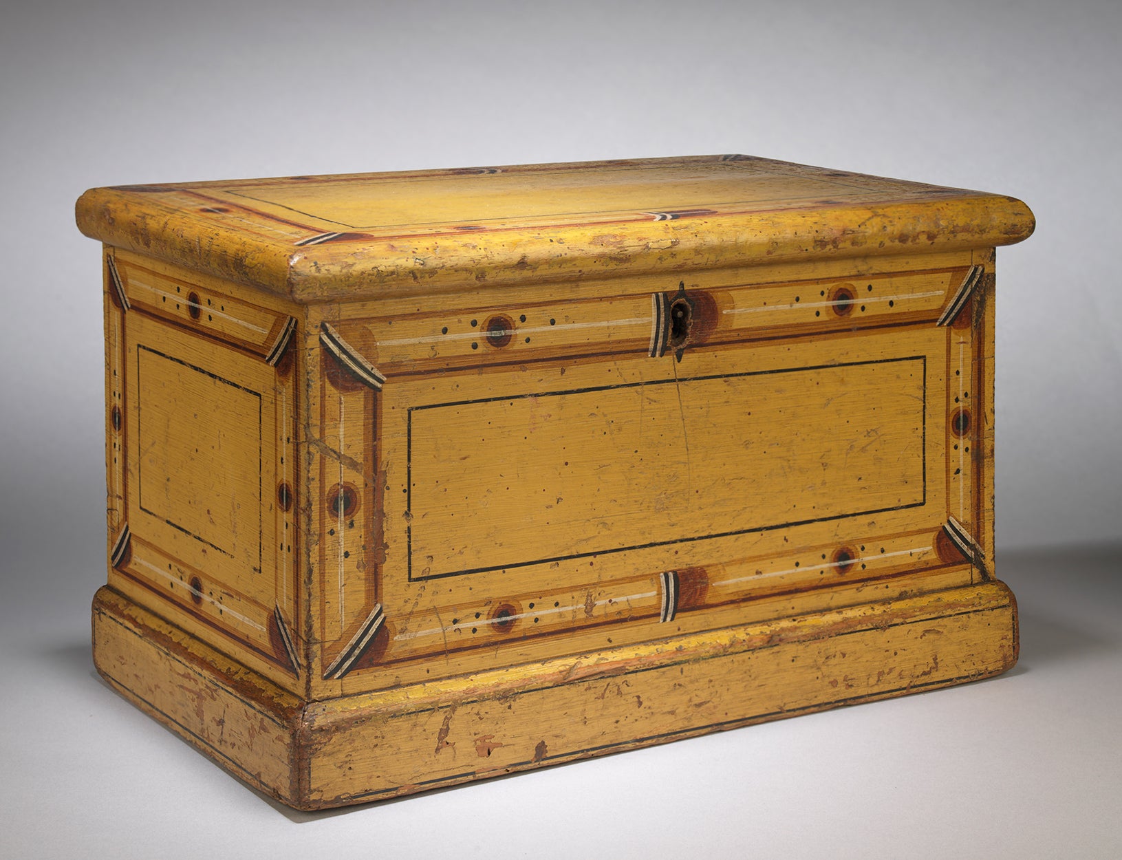 Refined Vernacular Painted Decorated Ditty Box – Robert Young Antiques