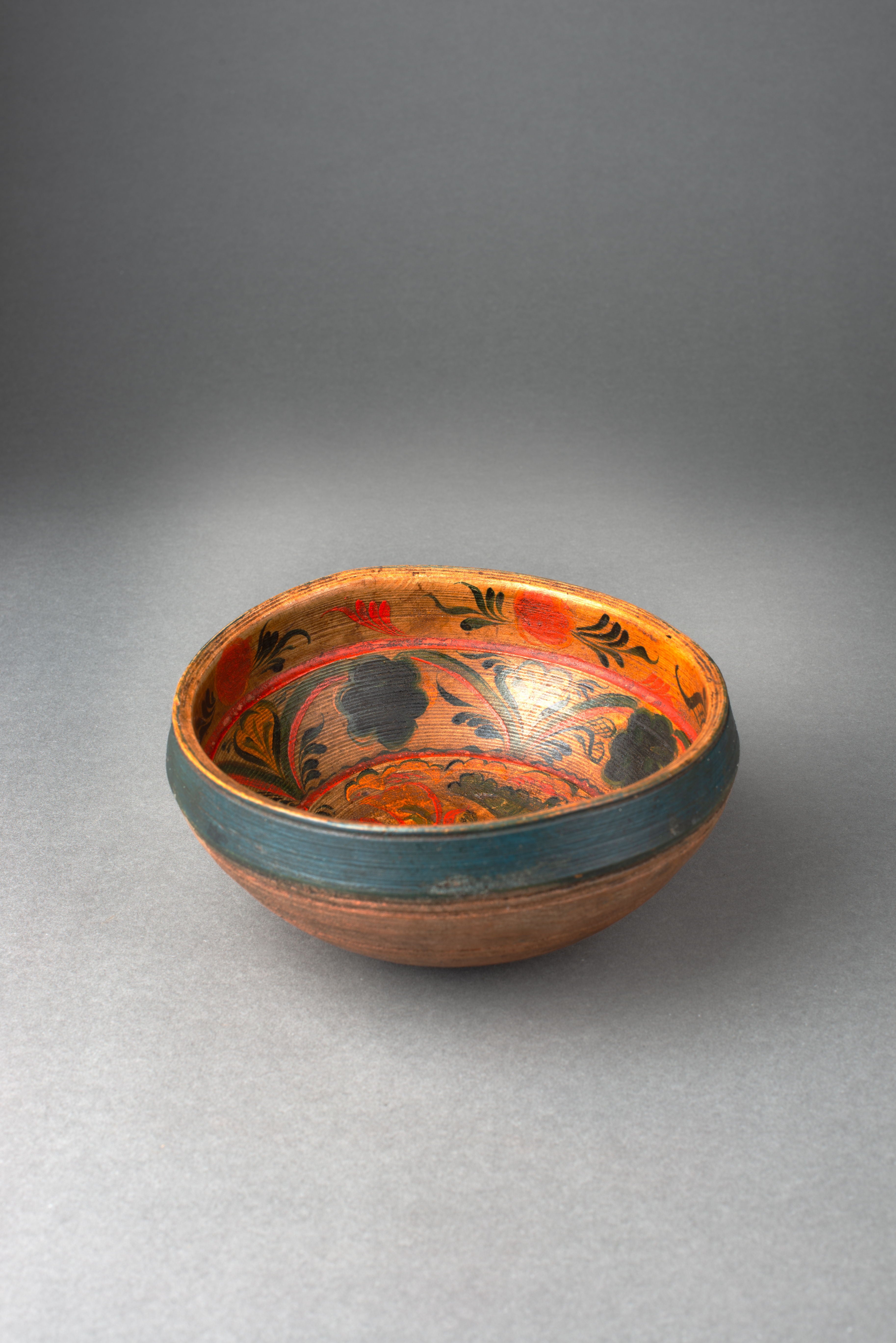 Small Traditional Folk Art Ceremonial Ale Bowl – Robert Young Antiques
