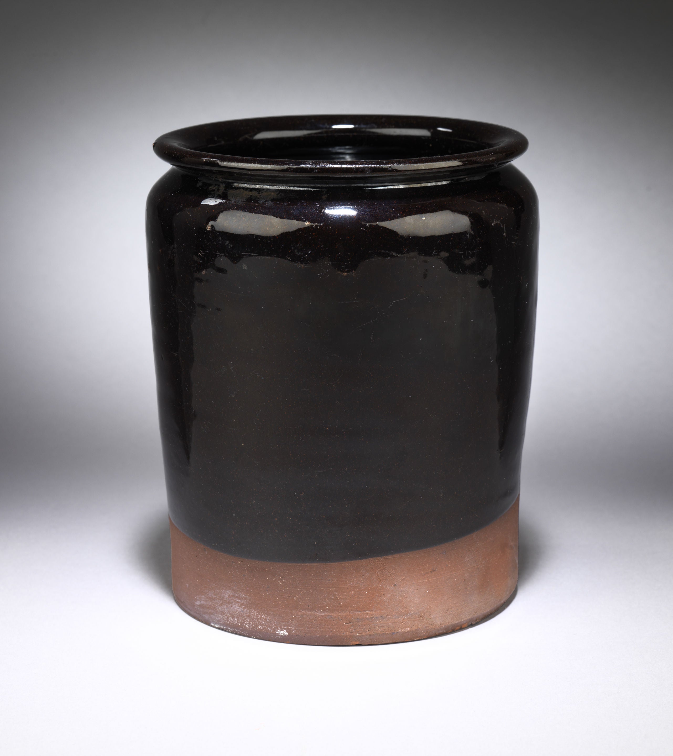 Traditional Cylindrical Storage Crock – Robert Young Antiques