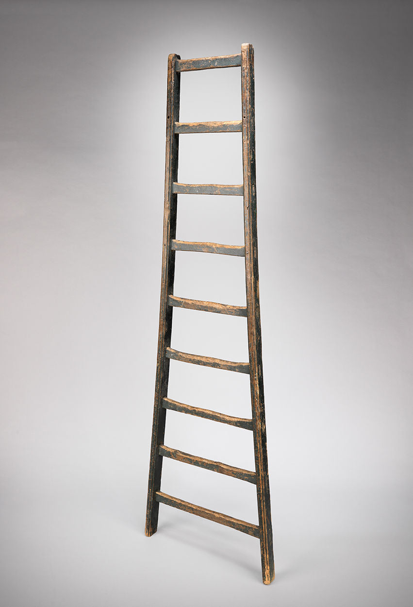 Elegant Early Vernacular Splayed and Tapered Ladder – Robert Young Antiques